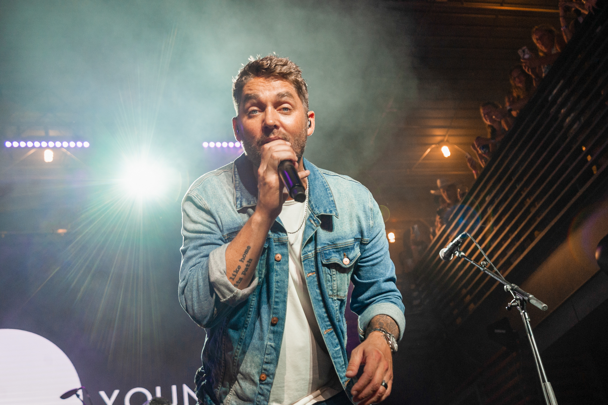 103.3 Country and 95.5 NASH ICON proudly presented Country Kick-Off ...