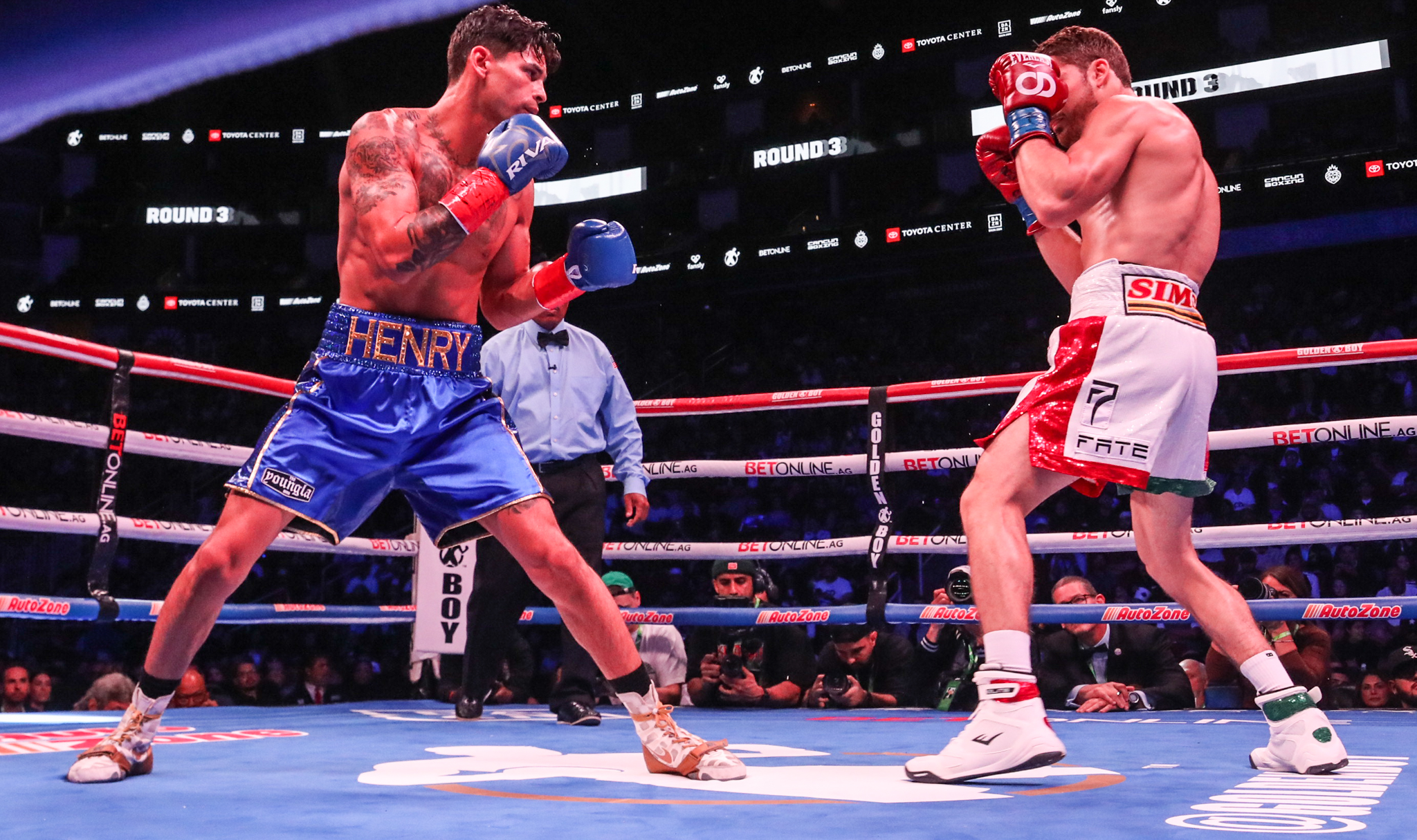 Ryan Garcia vs Oscar Duarte Brought to you by Golden Boy Promotions and ...