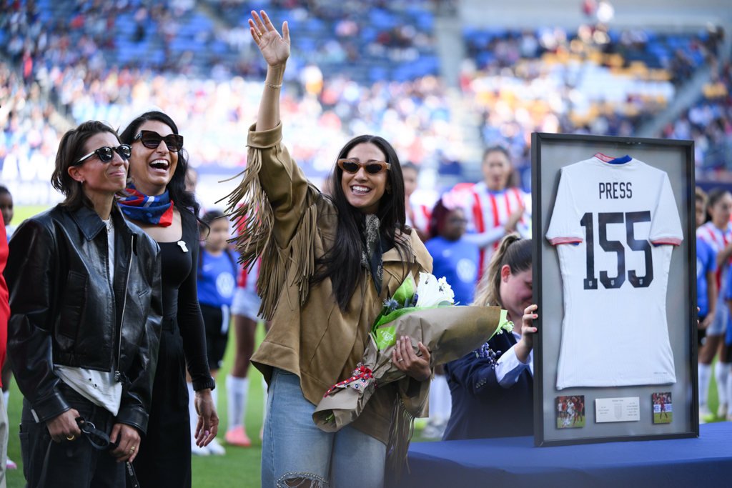 A Statement Start: USWNT Opens 2026 With 6–0 Rout of Paraguay ...